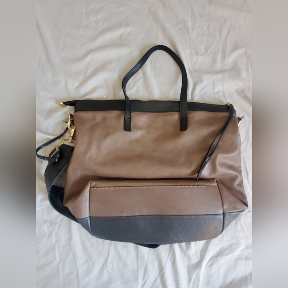 INNUE | Bags | Innue Two Tone Blackbrown Leather Crossbody Bag With ...